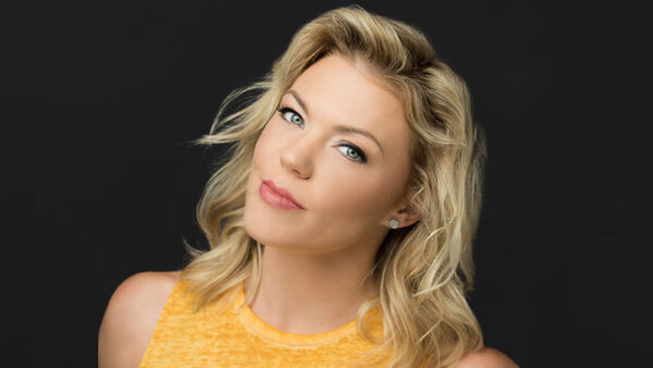 Robyn Hurder Returns to Chicago on Broadway | Broadway Direct