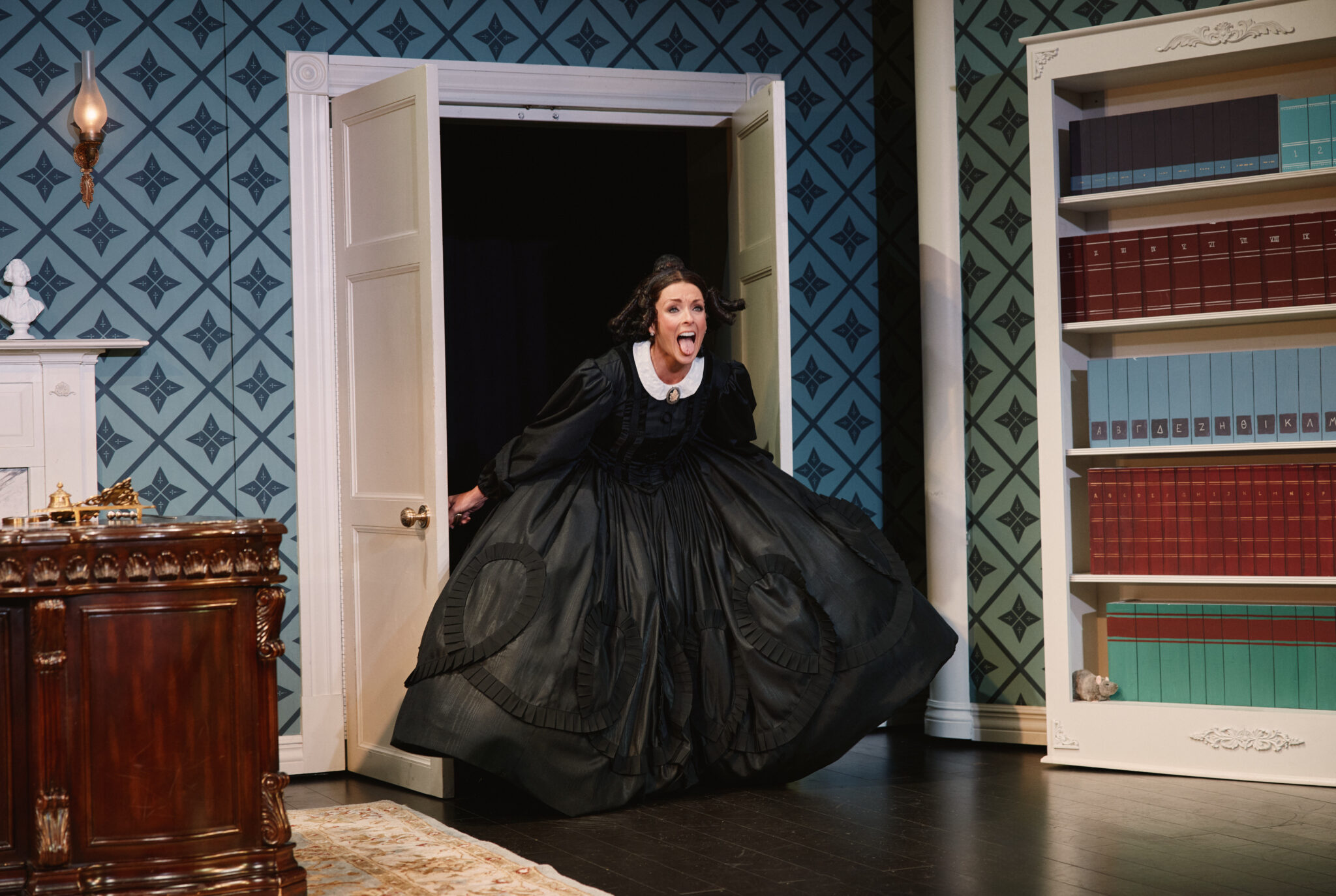 Who Has Played Mary Todd Lincoln in Oh, Mary! on Broadway? | Broadway ...