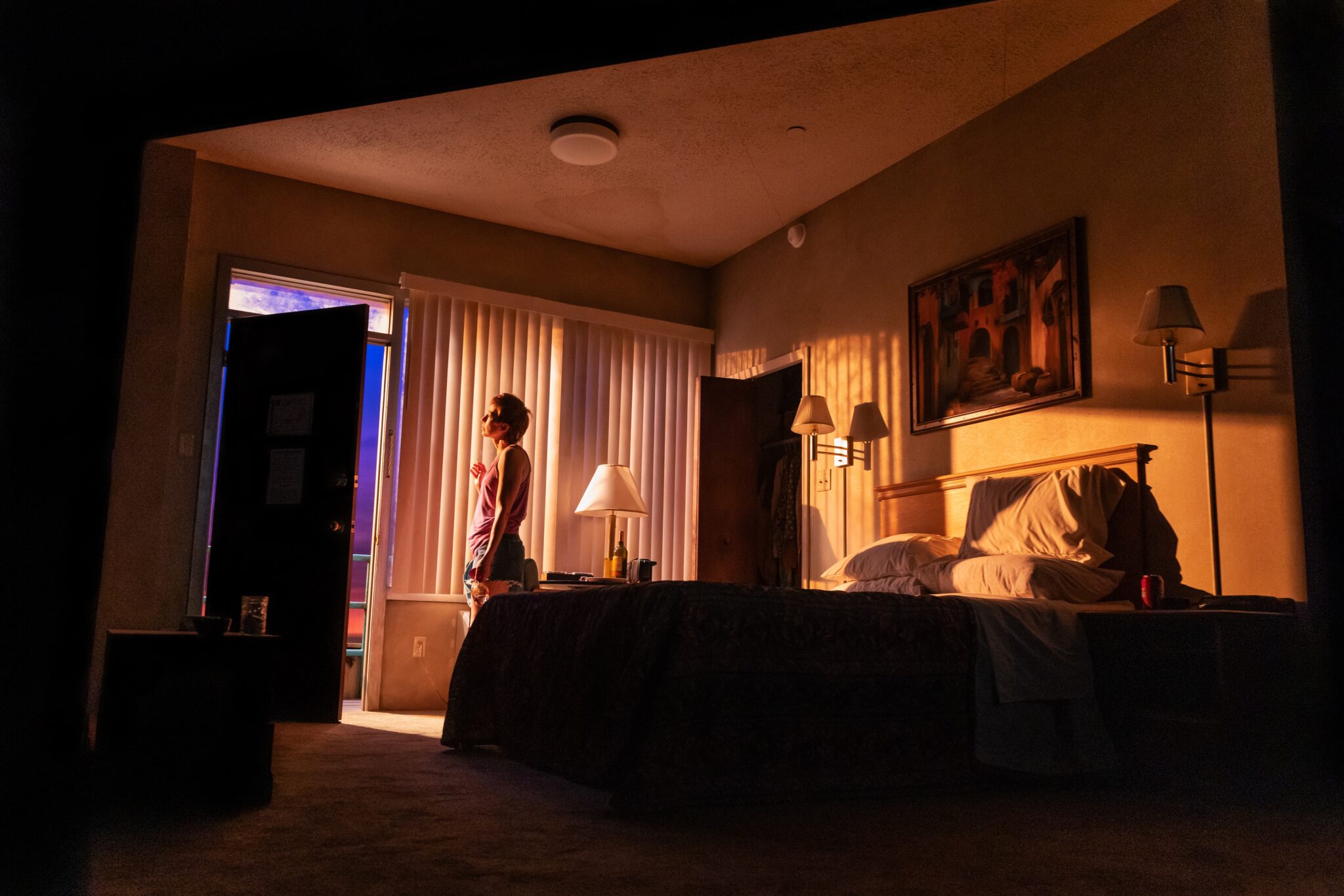 First Look: Bug Starring Carrie Coon on Broadway | Broadway Direct
