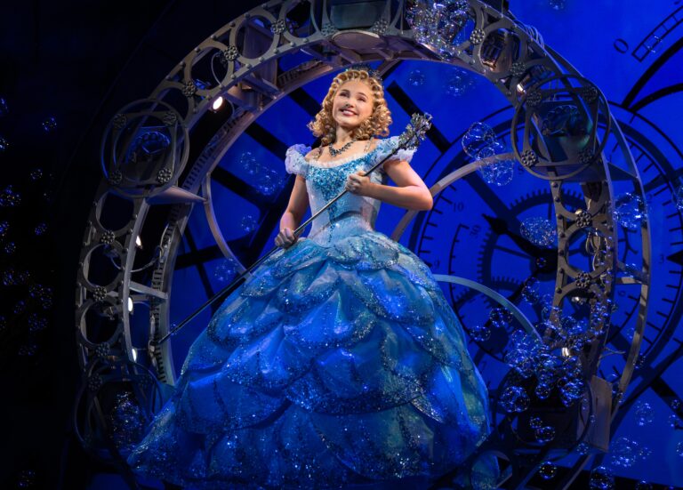 First Look: New Cast of Wicked Begins Performances | Broadway Direct